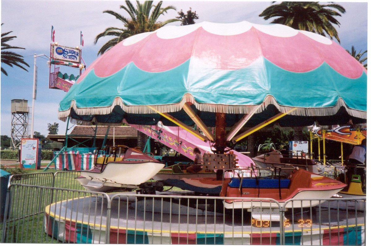 Kiddie & Family Rides - Garden Gtove Strawberry Festival